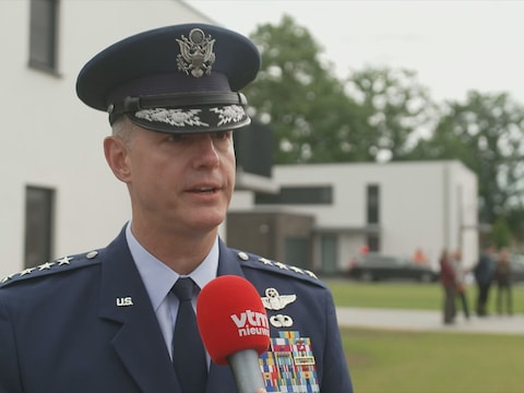 Hoogste NAVO-generaal over escalatie in oorlog tussen Rusland en ...