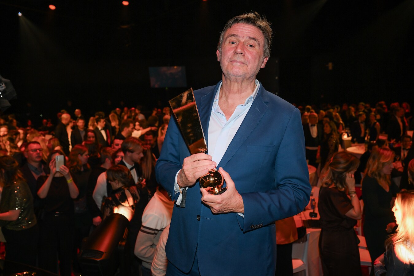 Erik Van Looy wil nieuwe kandidaten strikken op afterparty Kastaars ...