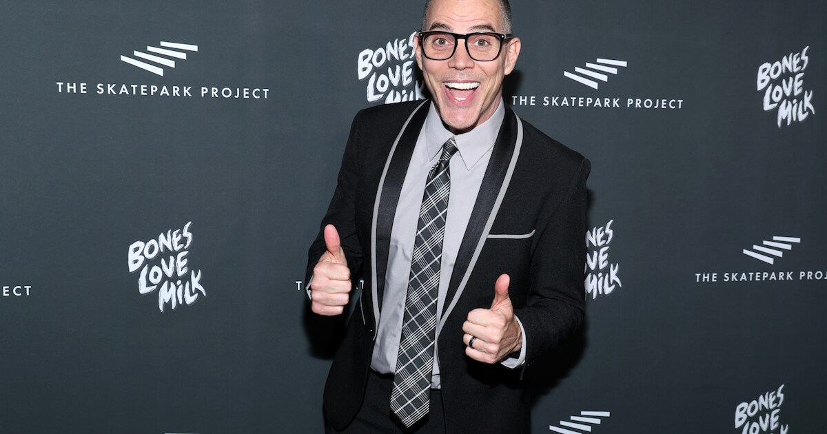 Bizar: ‘Jackass’-ster Steve-O wil een borstvergroting ondergaan ...