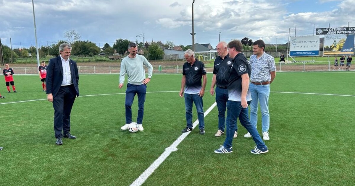 Kunstgrasveld SK Oetingen officieel geopend | Gooik | hln.be