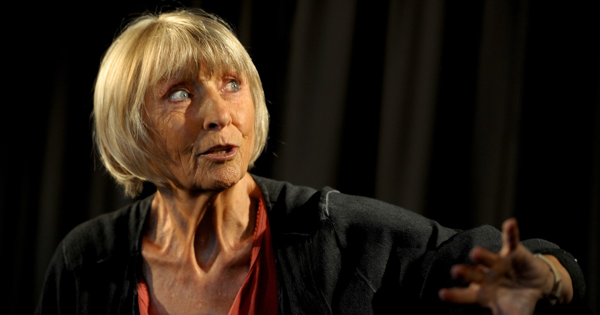 Theatermonoloog ‘Mist, mijn moeder en ik’ in OC Moere | Gistel | HLN.be