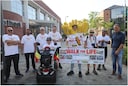 Joeri stapt met opbrengst van 10.100 euro van Walk For Life te voet ...