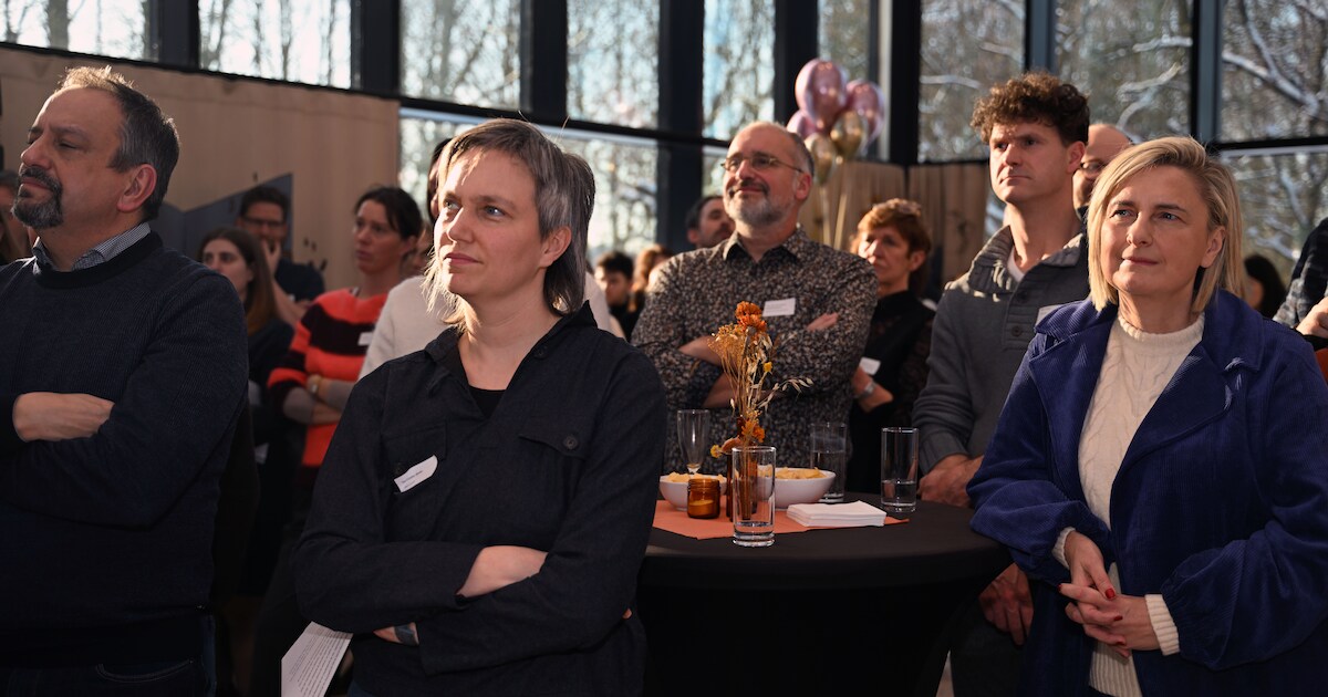 Nieuwe hoofdzetel van Pleegzorg Vlaams-Brabant & Brussel officieel ingehuldigd | Leuven | HLN.be