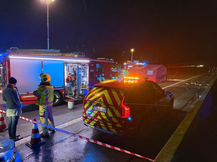Spookrijder en bestuurster overleden na zwaar ongeval op A12 in Meise: “Autopsie moet uitwijzen ...