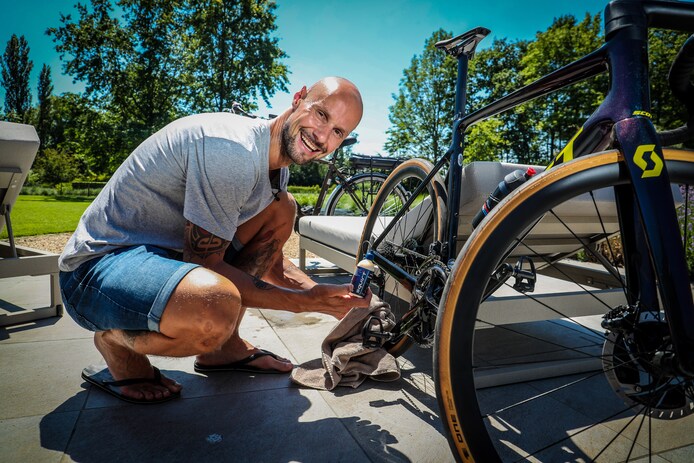 Wat eet je het best voor een fietstocht? En hoe kan je rugpijn op de ...