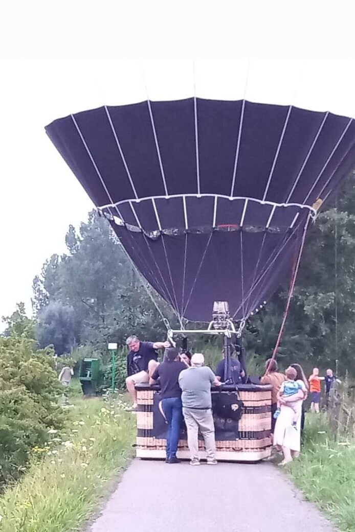 “Er riepen zelfs mensen vanuit hun tuin om ons te helpen”: Marc (64) en ...