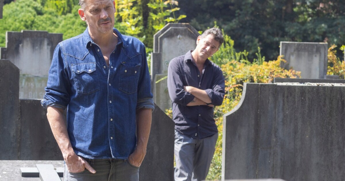 Peter Van den Begin en Dimitri Verhulst maken promo voor Waarom ...