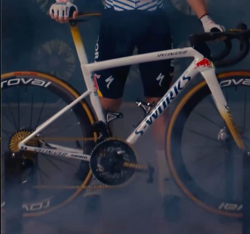 Belgisch talent Matisse Van Kerckhove (19) tekent profcontract bij Visma-Lease a Bike ...