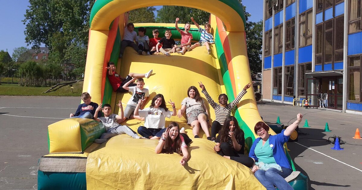 Oudervereniging verrast leerlingen Go! Basisschool De Kleine Prins ...