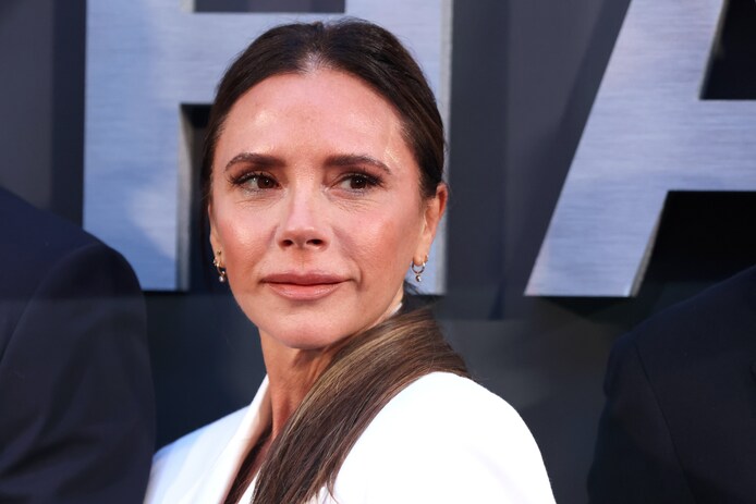 Victoria Beckham maakt na 15 jaar eindelijk winst met kleding- en ...