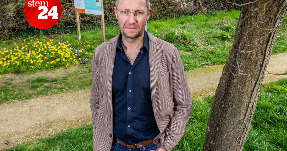 Dries Deferm blijft burgemeester in Nieuwerkerken, 77-jarige nieuwkomer ...