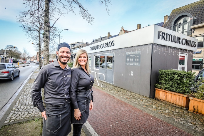 Op zoek naar de laatste echte frietkoten in de Brugse regio: “Er is niets mis met een simpel ...