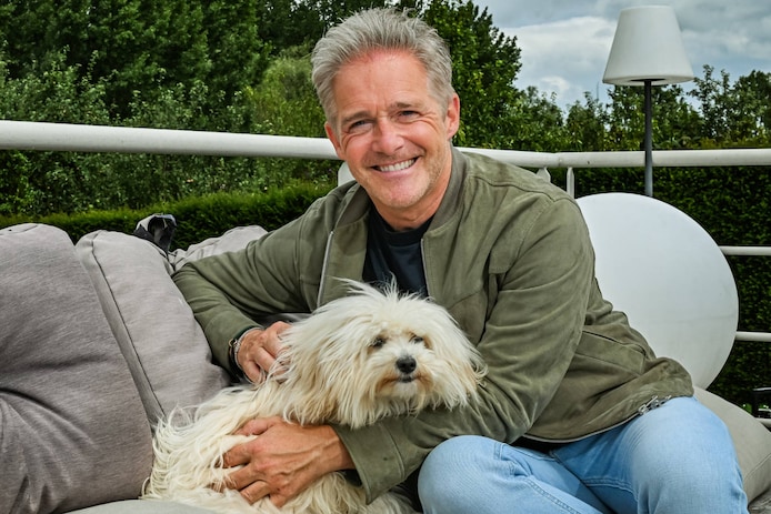 Zanger Christoff over plastische chirurgie en zijn celebrity crush ...