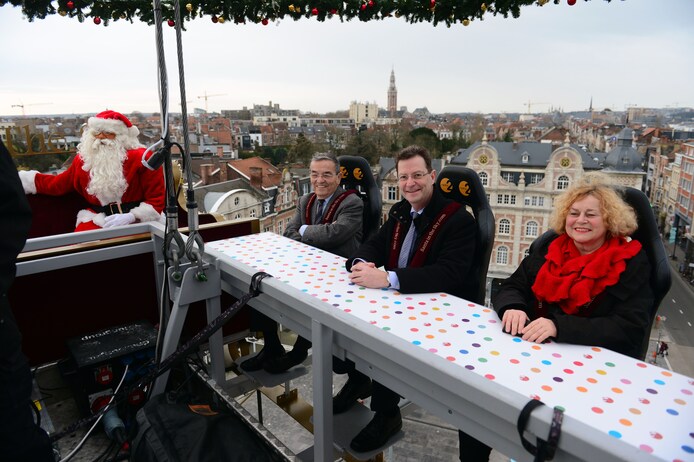 Veel woorden van lof voor schepen Denise Vandevoort (Vooruit) na 40 ...