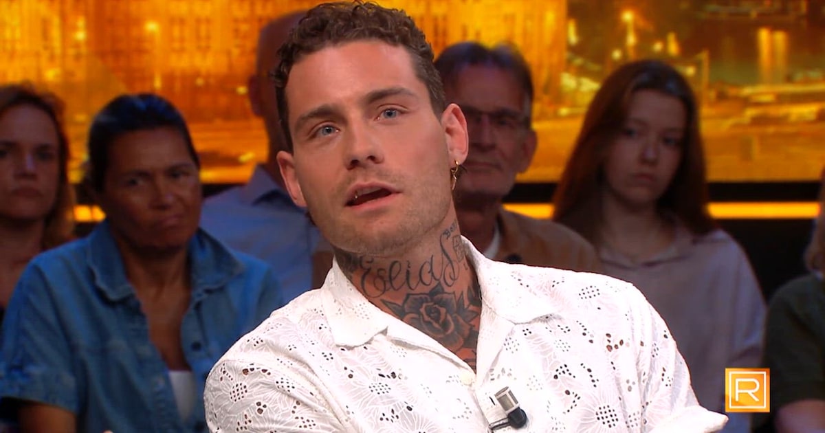 Douwe Bob verlaat Nederland nadat hij weigerde op te treden voor Joodse kinderen: “Ik word met ...