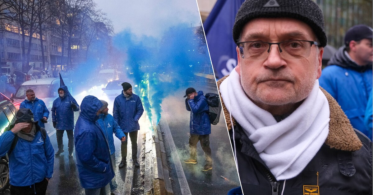 “Dit is een klap in ons gezicht”: politiebon­den betogen in Brussel ...