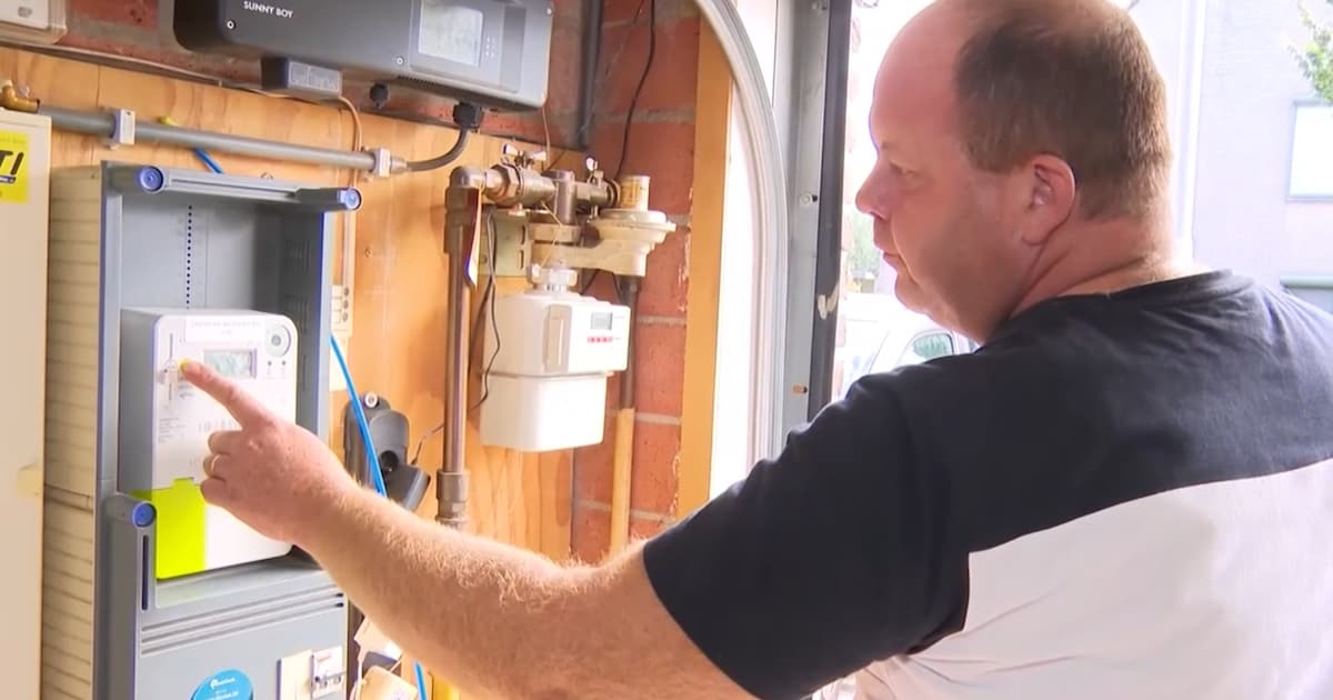 400.000 gezinnen met zonnepanelen krijgen brief om digitale meter te ...