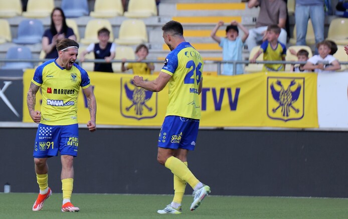 STVV opnieuw op kop: De Kanaries winnen overtuigend tegen Cercle ...