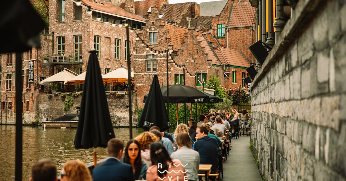 NET OPEN. Ponton aan het water weer omgevormd naar zomerbar: “Welkom ...