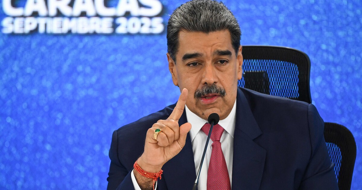 President Venezuela beschuldigt VS van voorbereiding militaire aanval ...