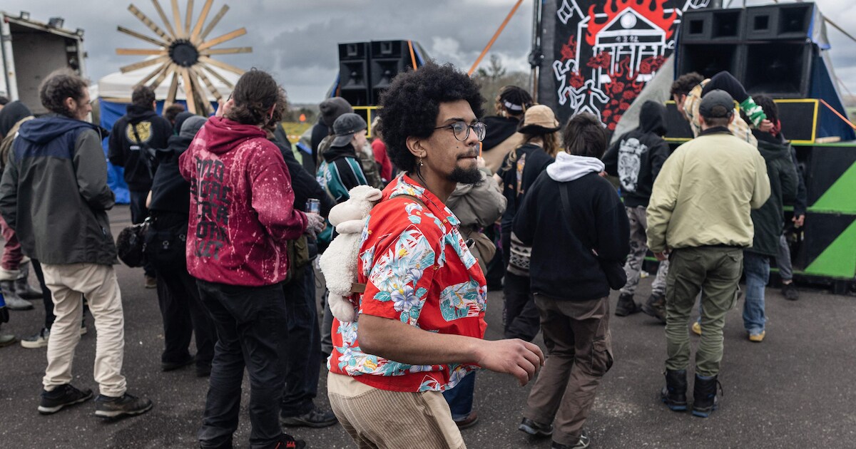 Meer dan 8.000 mensen aanwezig op raveparty in Bretagne | Buitenland ...