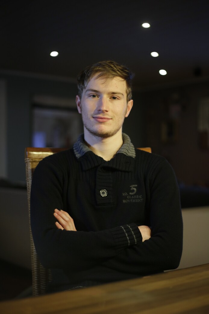 Verstrooide jobstudent mag blijven na ongeval | Wevelgem | hln.be