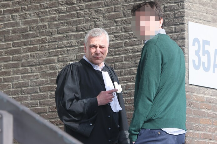 OVERZICHT. Hoe pleiten alle 18 beklaagden in proces Reuzegom en welke ...