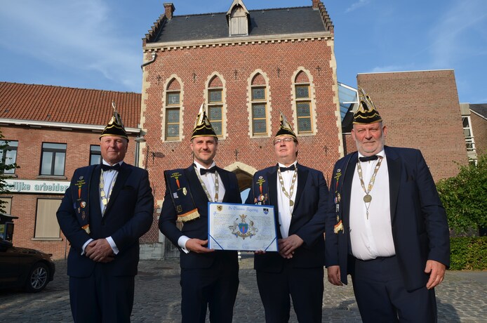 Ridders in de Wortelorde hebben na 60 jaar kindercarnaval officieel ...