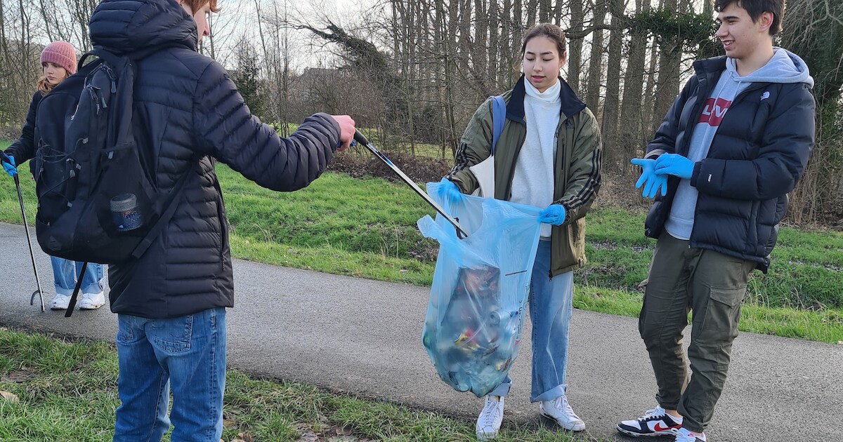 Kaprijke gaat strijd aan tegen zwerfvuil | Kaprijke | HLN.be