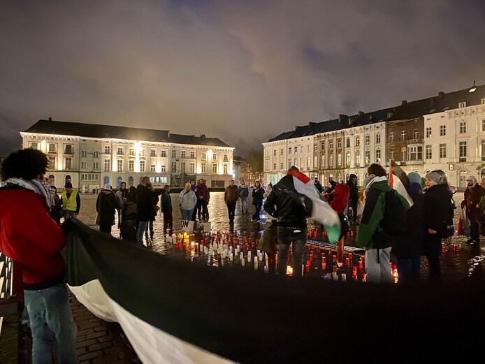 Opnieuw vragen actievoerders om vrede in Gaza. “De wereld mag niet ...