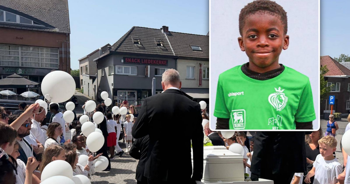 “Wat zeg je wanneer het onbegrijpelijke gebeurt?”: erehaag van witte ...