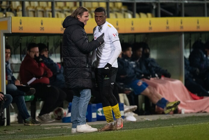 Nieuw record voor Lokeren-Temse en coach Hans Cornelis die 18 officiële ...