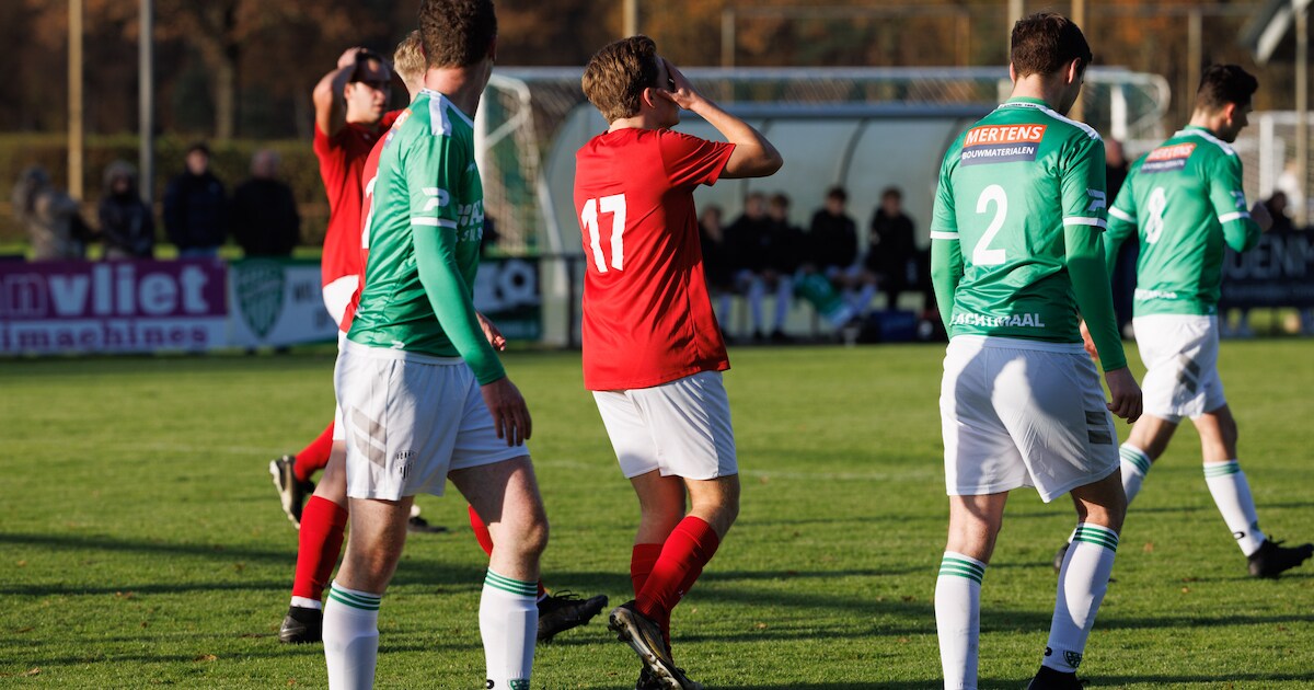 Scorende doelman redt Achtmaal in derby: ‘Ik ben tot mijn twaalfde ...