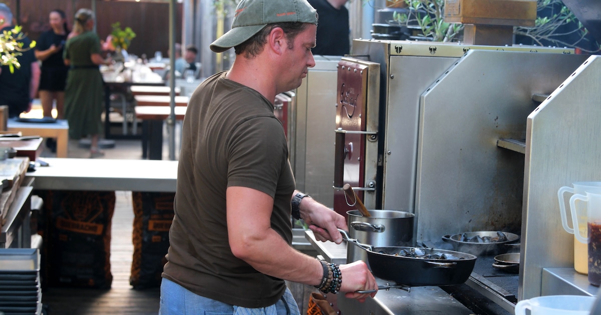 Grillrestaurant Gusteaux in Kuurne verhuist keuken naar buiten door de ...