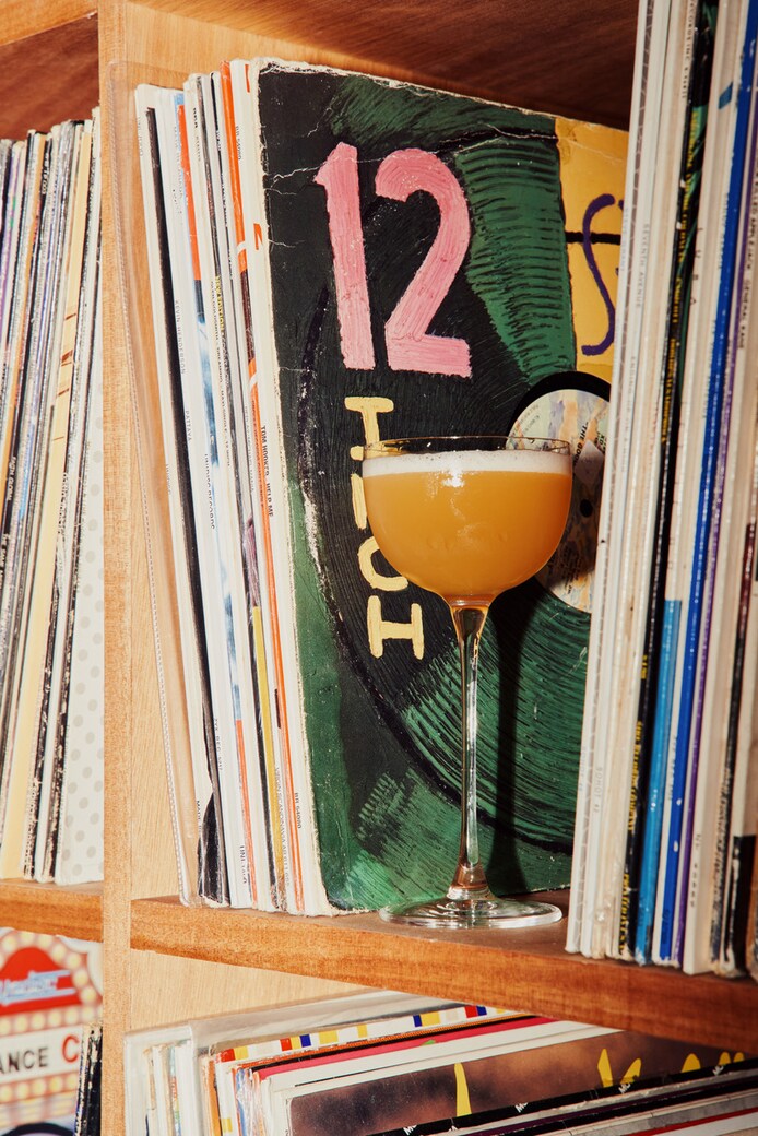 NET OPEN. Jules (32) breidt zijn horeca-imperium uit met nieuwe Bar Amo ...