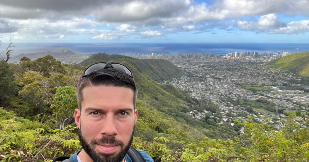 Wandelaar (34) overleeft “als bij wonder” val van 300 meter: “Na drie ...