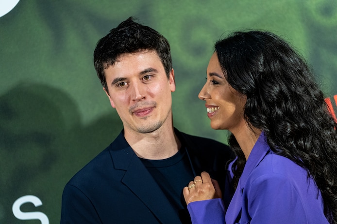 Danira en Ward Kerremans poseren voor het eerst samen op première ...