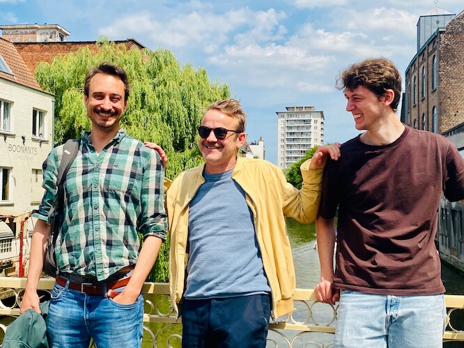 Bibliotheek Nazareth nu ook open zonder personeel: “Naast de ...