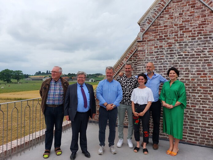 Sint-Annakapel met nieuw uitkijkpunt officieel geopend | Dentergem | hln.be