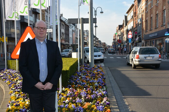 Alex Leupe stopt na 12 jaar als Roeselaars centrummanager | Roeselare ...
