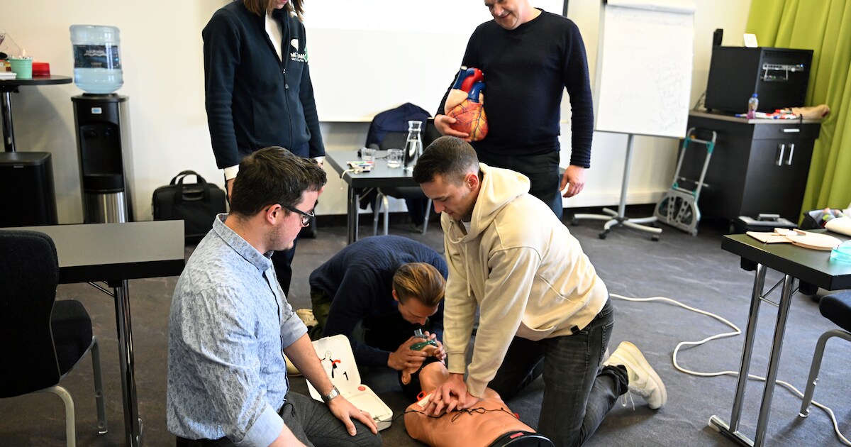 Leuvense horeca verzamelt in Park Inn by Radisson voor EHBO-opleiding | Leuven | HLN.be