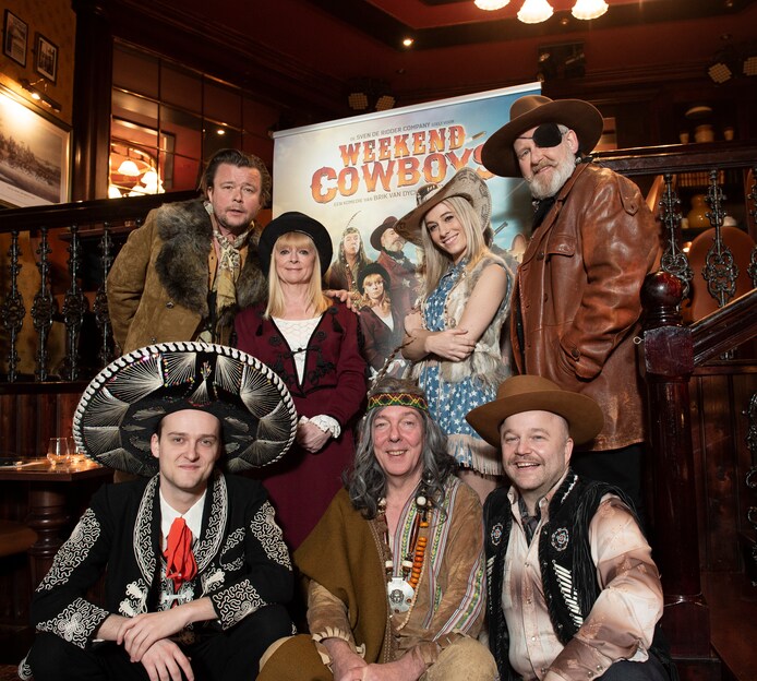 Sven en Linda De Ridder na 15 jaar weer samen op de planken | Showbizz ...