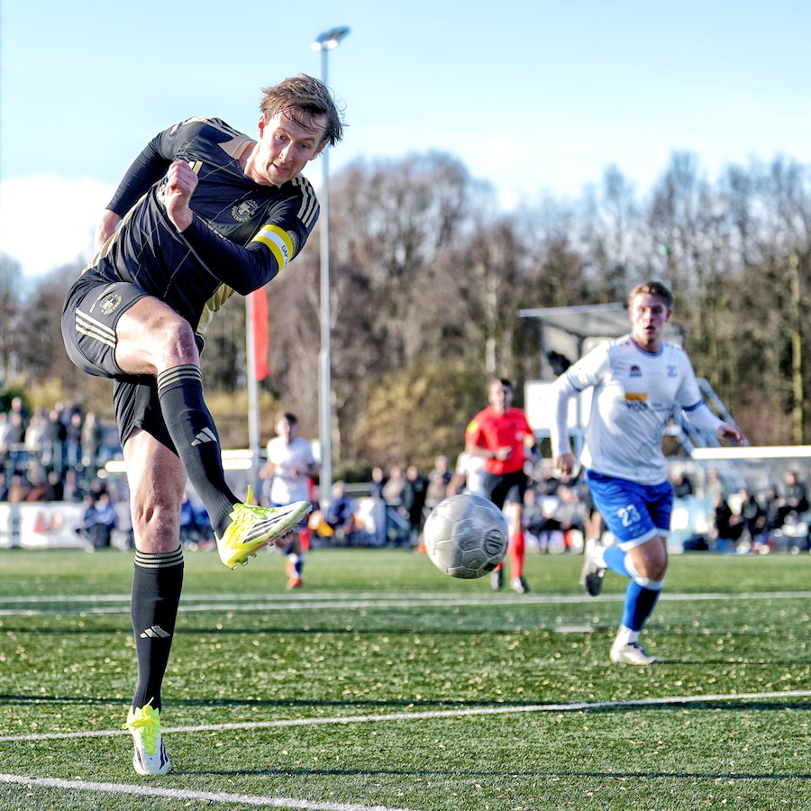 Hoek-verdediger Rogier van Gogh na slijtageslag met Spakenburg: ‘Ik ...