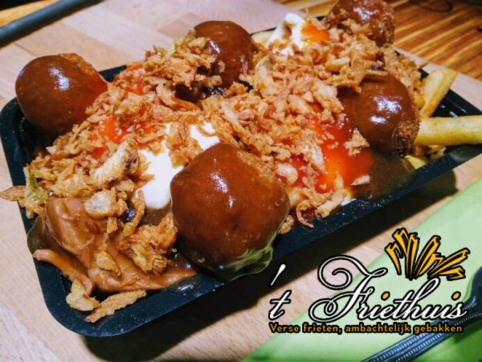 't Friethuis in Zottegem lanceert de Crunchilienne en het Roodkapje | Zottegem | hln.be