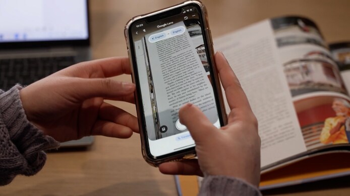 Aleysha Ortiz (19) klaagt school aan nadat ze cum laude afstudeert ...