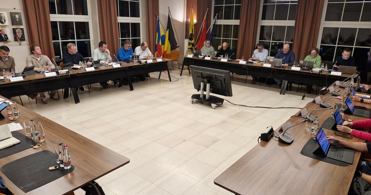 Waterdoorlatende parkeerplaatsen aan wzc Sint-Remigius en rapport over ...