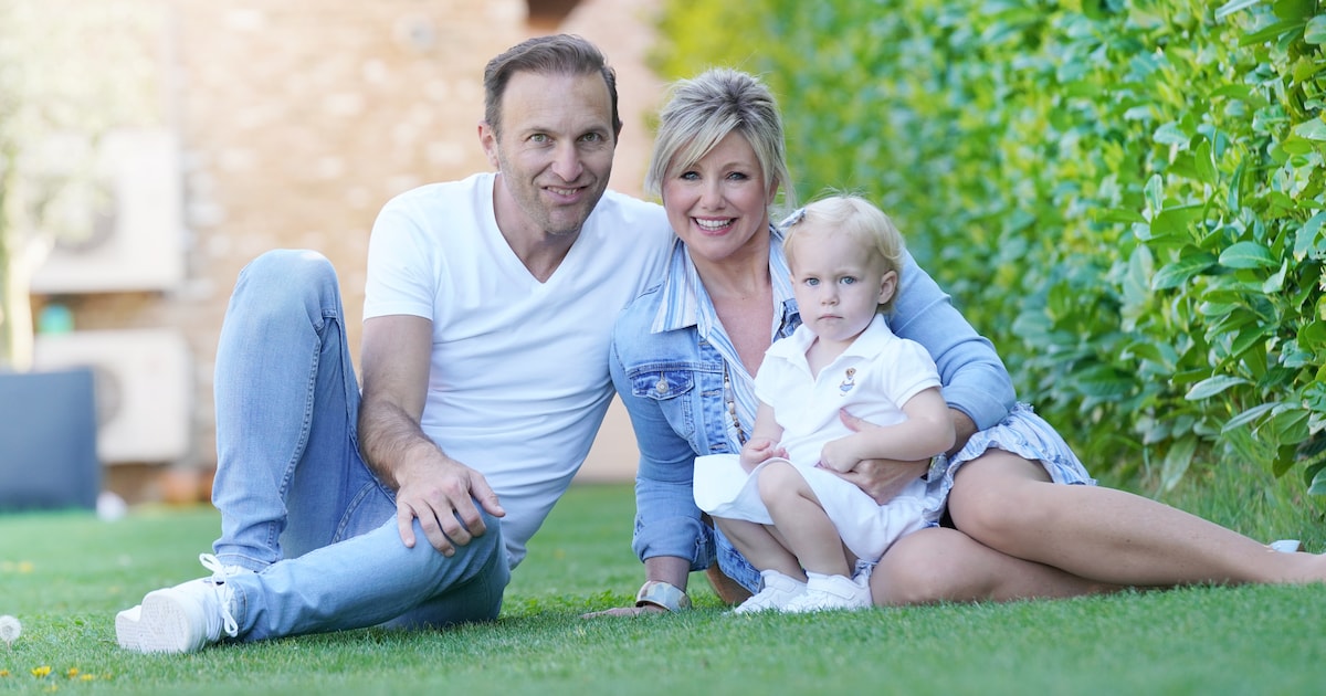 Lindsay houdt haar dochtertje dan toch thuis van school: “Mentaal is ze ...