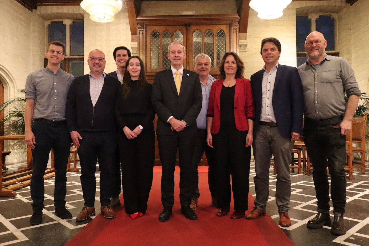 Nieuwe bestuursploeg bekend: dit worden de burgemeester en 8 schepenen ...