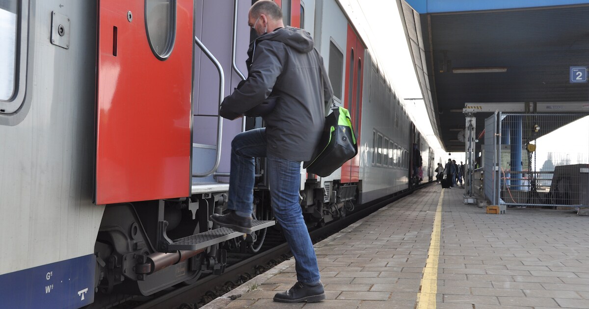 Perronverhoging in station Waregem opnieuw van de planning geschrapt ...