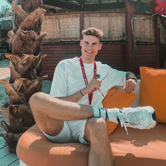 DJ Bryan V. maakt hele zomer het mooie weer in grootste club van dé ...